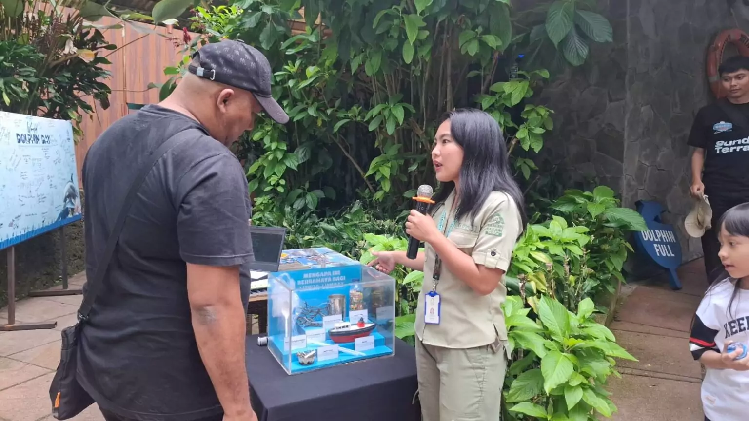 World Dolphin Day 2025 di Taman Safari Bogor Sukses Mengedukasi Ribuan ...
